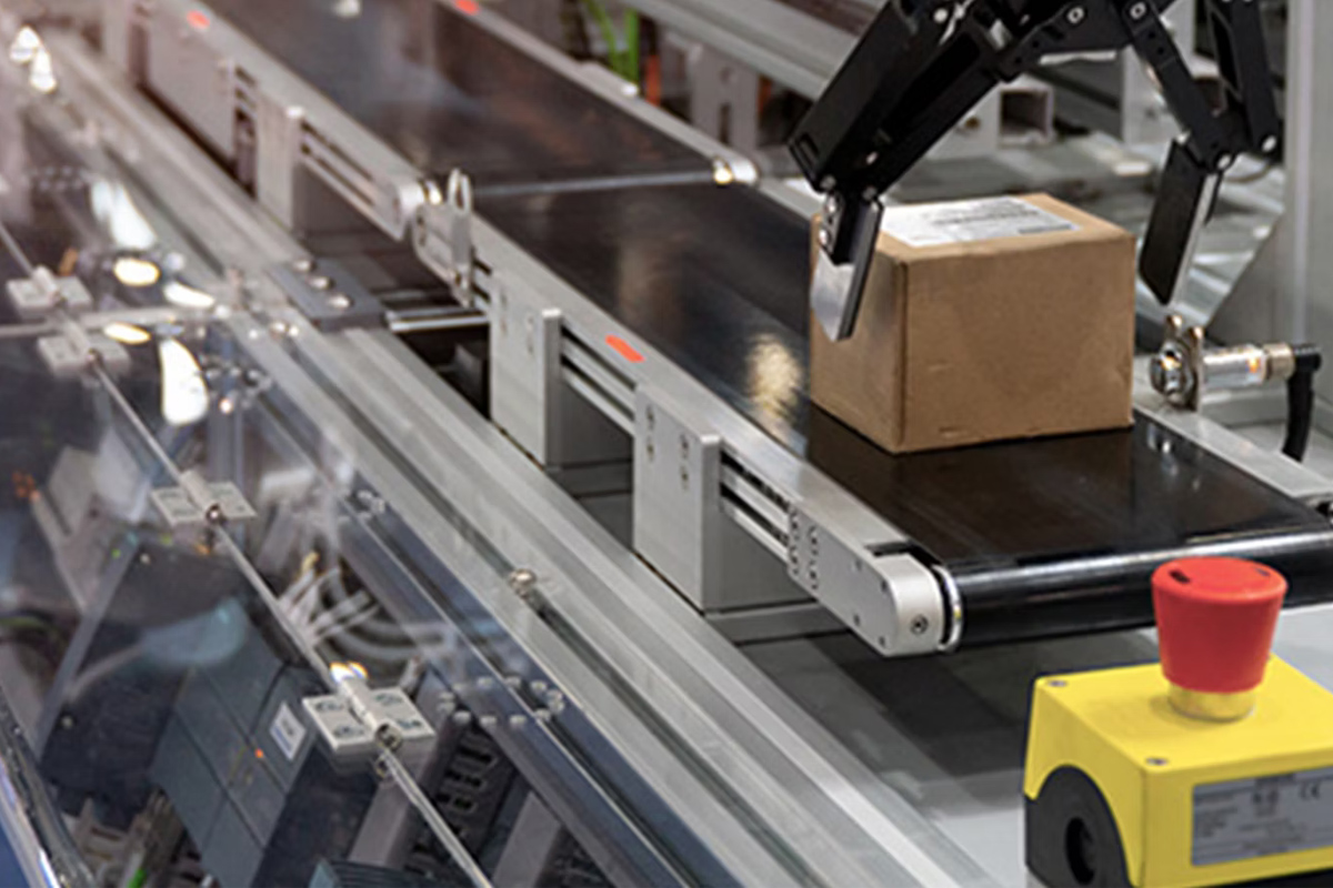 The rise of autonomous mobile robots (AMRs): how AMR technology can ...